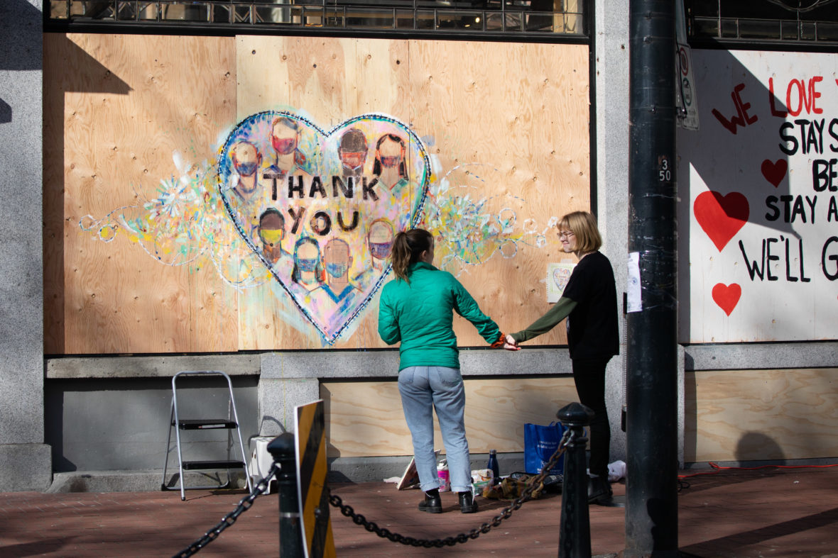 Murals of gratitude | CBC News