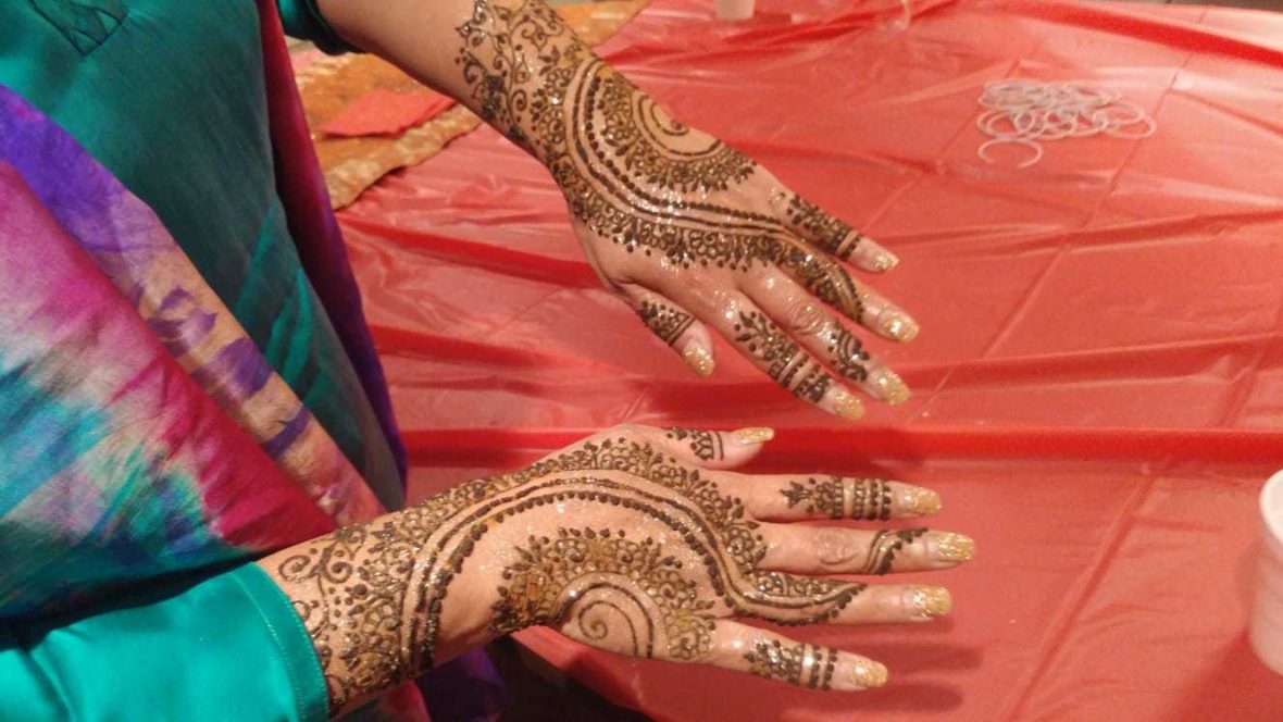 Meet the Henna Lady of Ottawa | CBC News