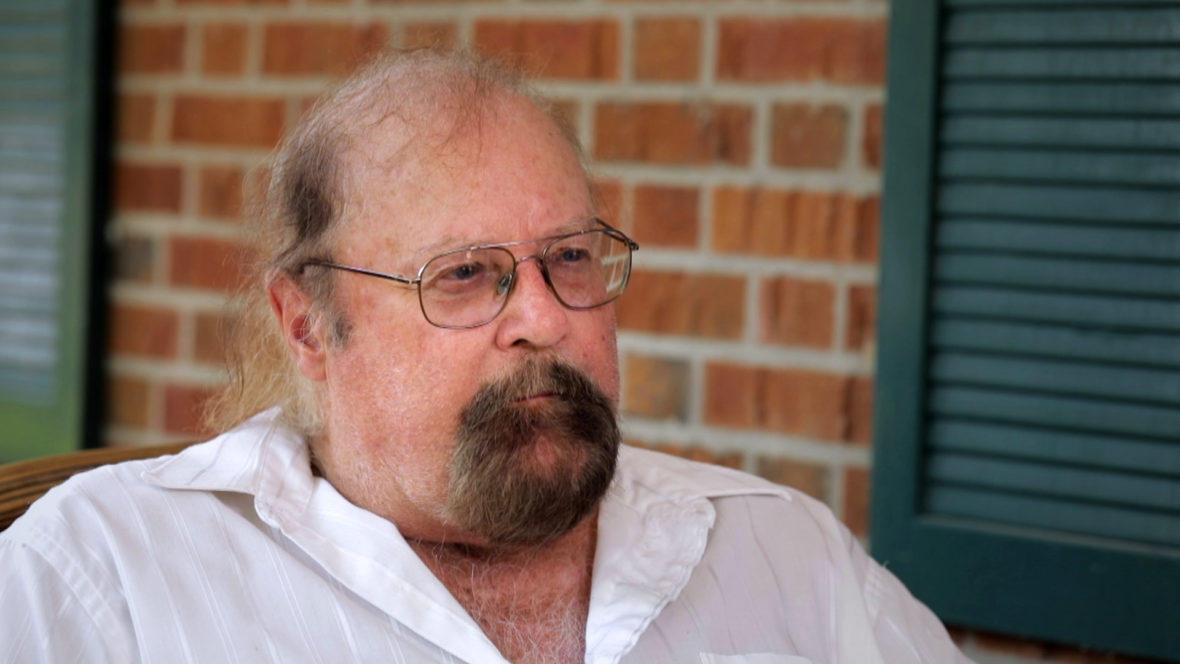 He has a history of violence. And he’s a police officer | CBC News