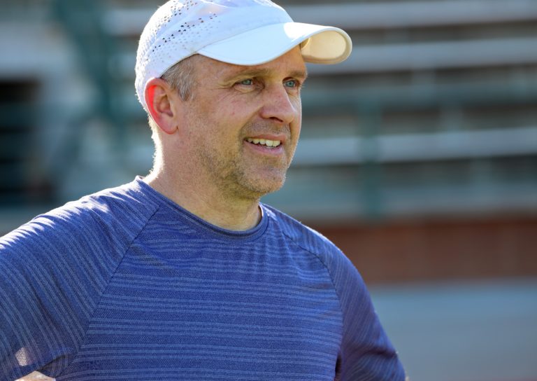 Kenyan runner chases Canadian dream | CBC News