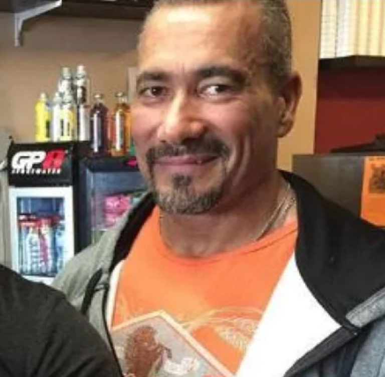 He has a history of violence. And he’s a police officer | CBC News